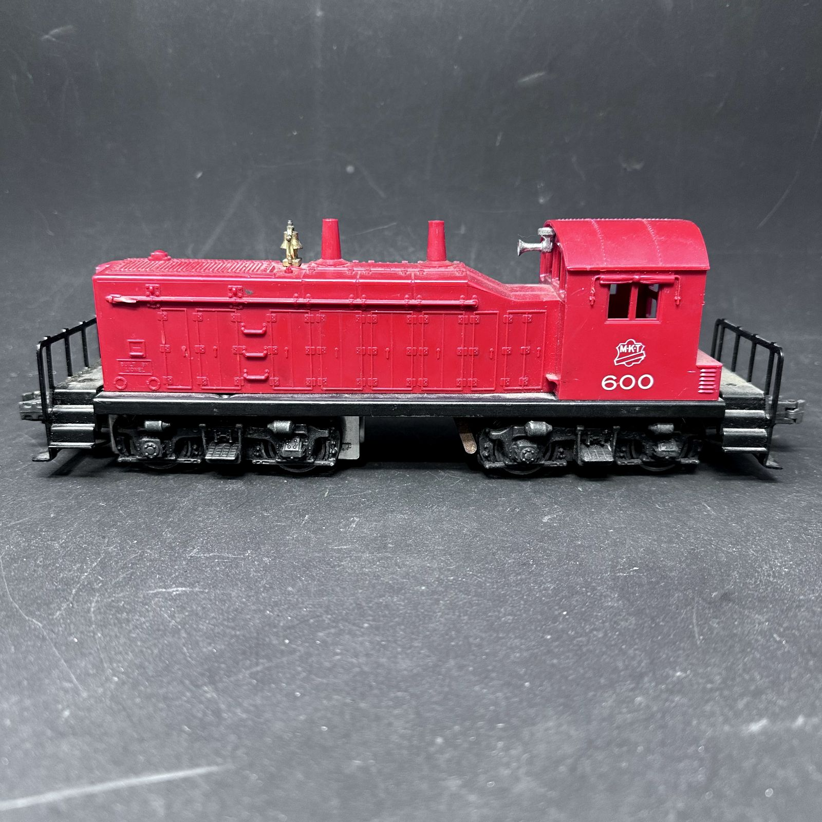 Lionel 600 O Gauge Diesel Switcher Locomotive MKT | East Main Trains
