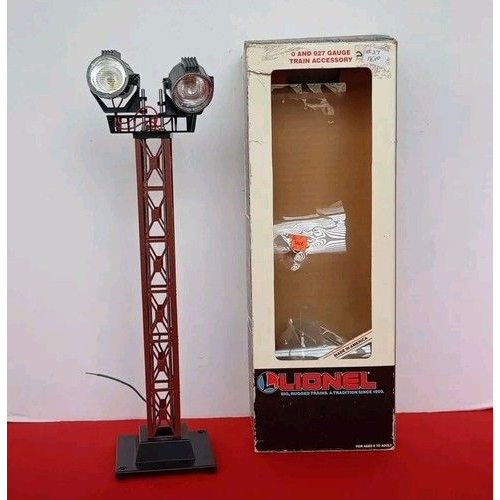 Lionel 6-12899 Operating Searchlight Tower | East Main Trains