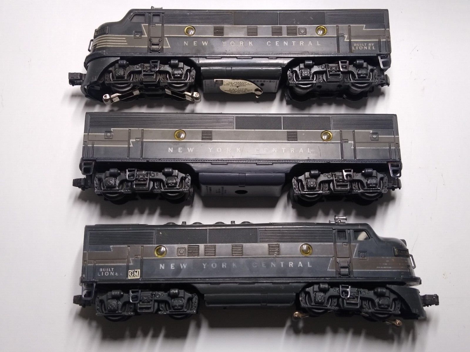 Lionel 2344 Diesel Locomotive NYC F-3 A-B-A O Gauge | East Main Trains