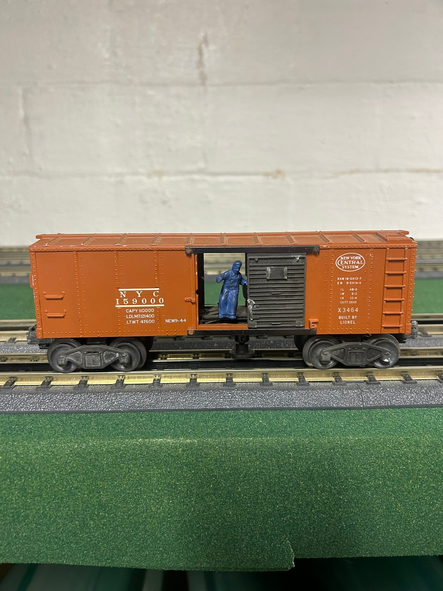 Lionel 3464 Postwar NYC Orange Boxcar w/ Box | East Main Trains