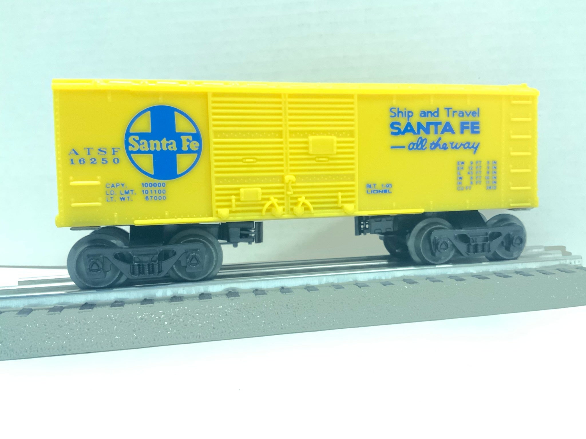 Lionel 6-16250 Santa Fe Box Car | East Main Trains